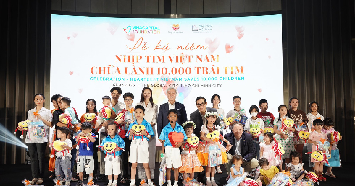 Nhịp tim Việt Nam đón chào cột mốc 10.000 trái tim được chữa lành