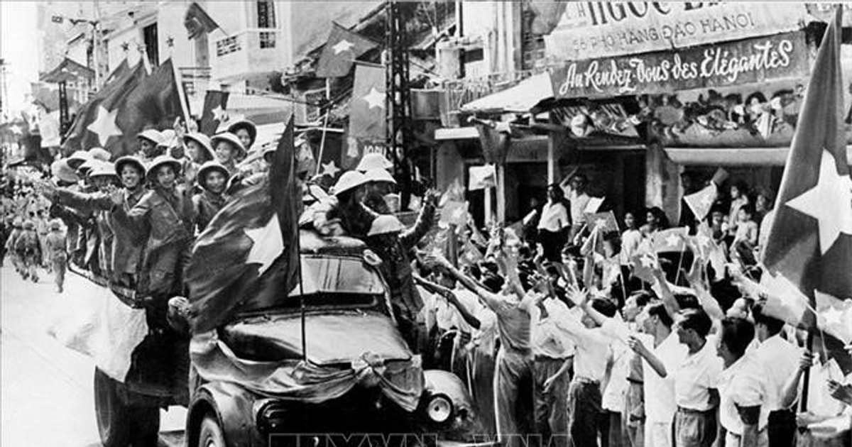 Kỷ niệm 70 năm Ngày Giải phóng Thủ đô (10/10/1954 - 10/10/2024): Cuộc hành quân lịch sử tiến vào ...